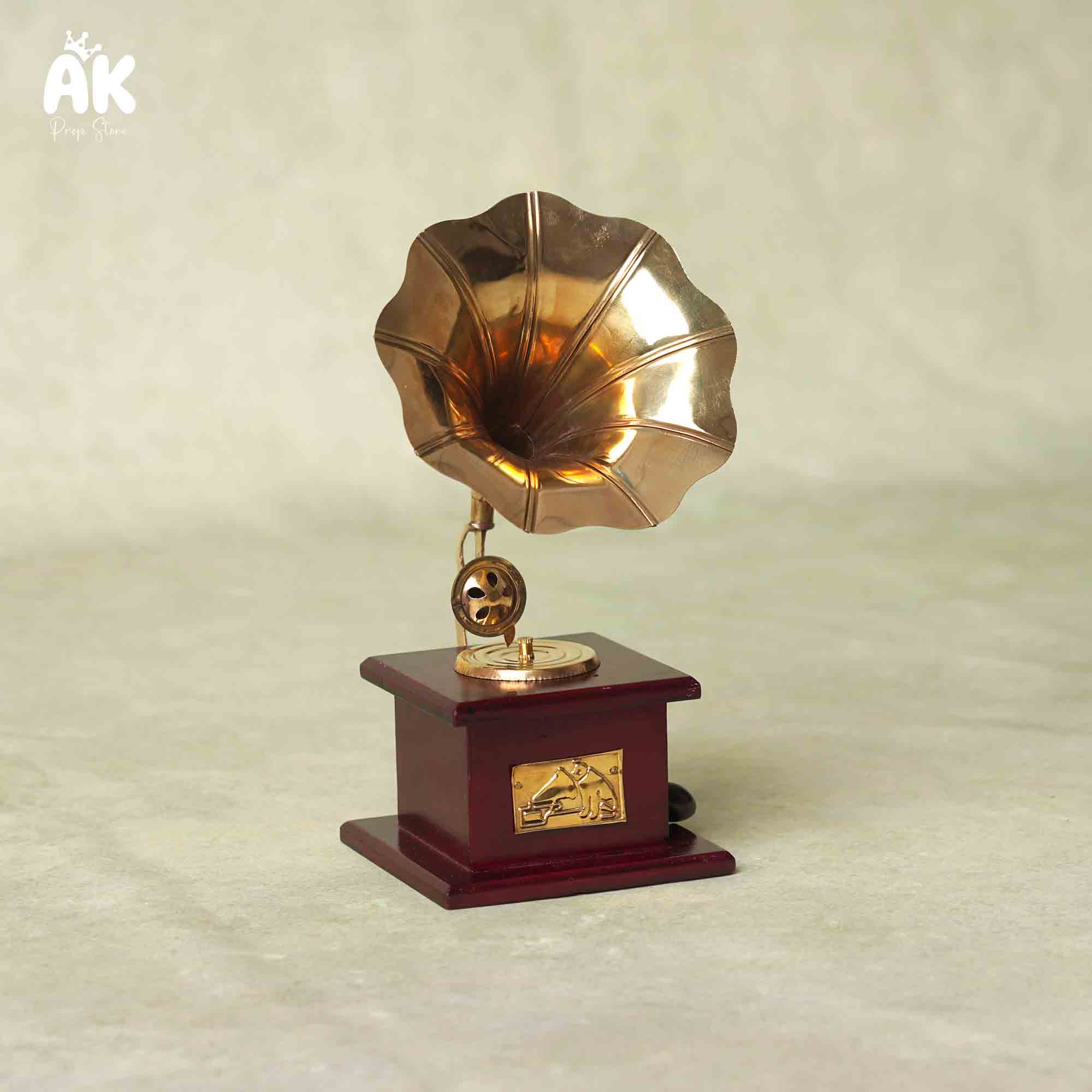 Vintage Gramophone Photography Prop – Classic Music Theme Accent for ...