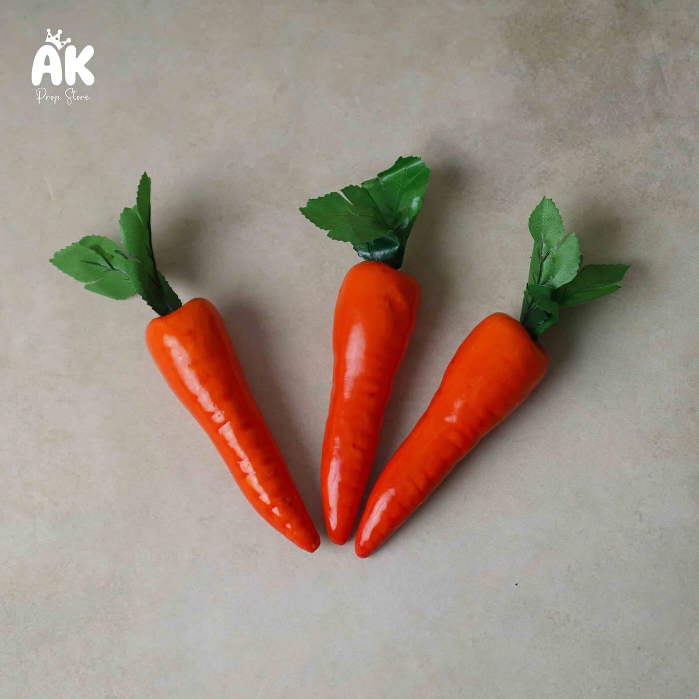 Fake Carrot Set of 3 – Easter & Kitchen Theme Photo Prop, 23 cm